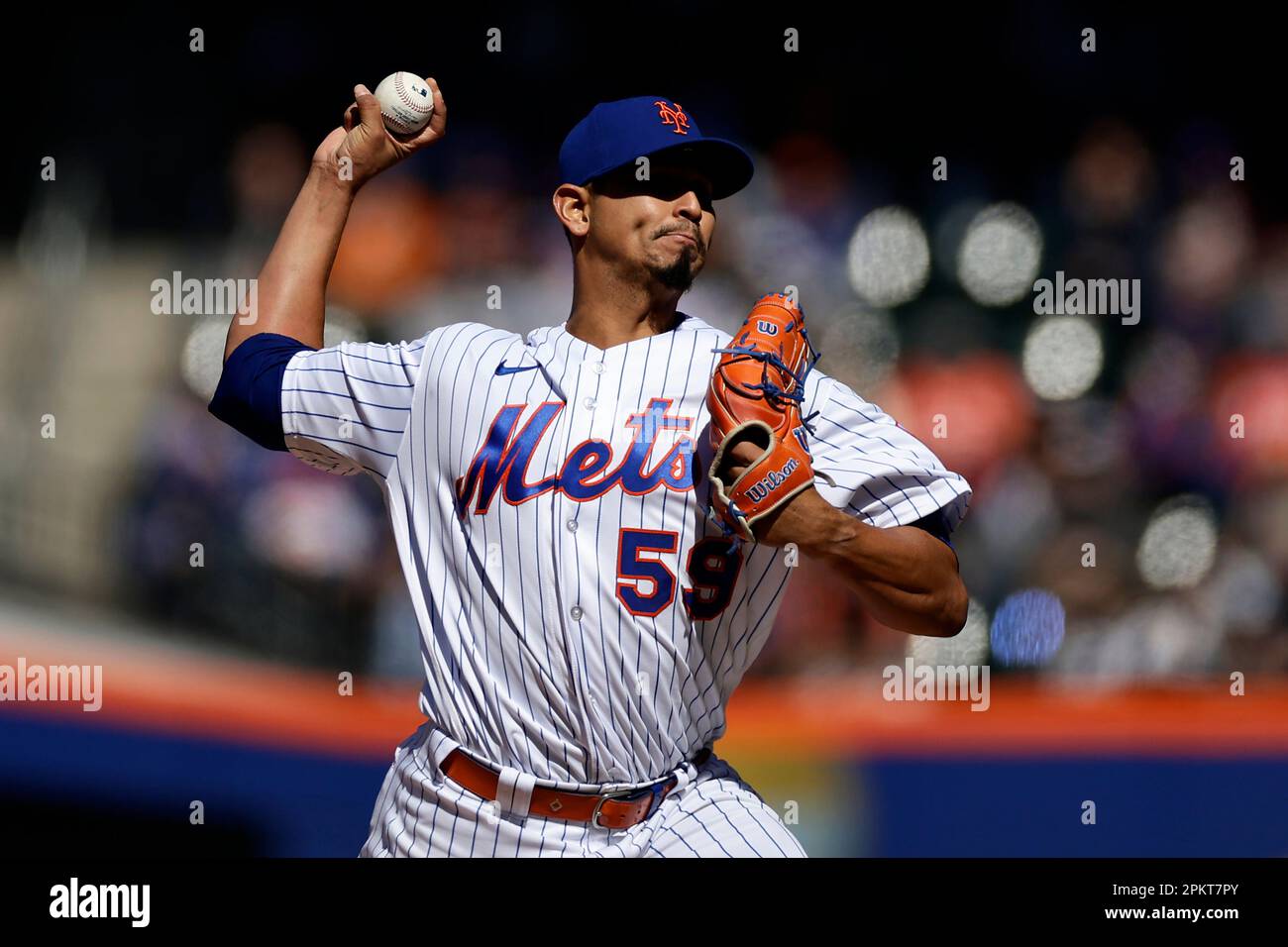 New York Mets pitcher Carlos Carrasco throws during the fifth inning of ...