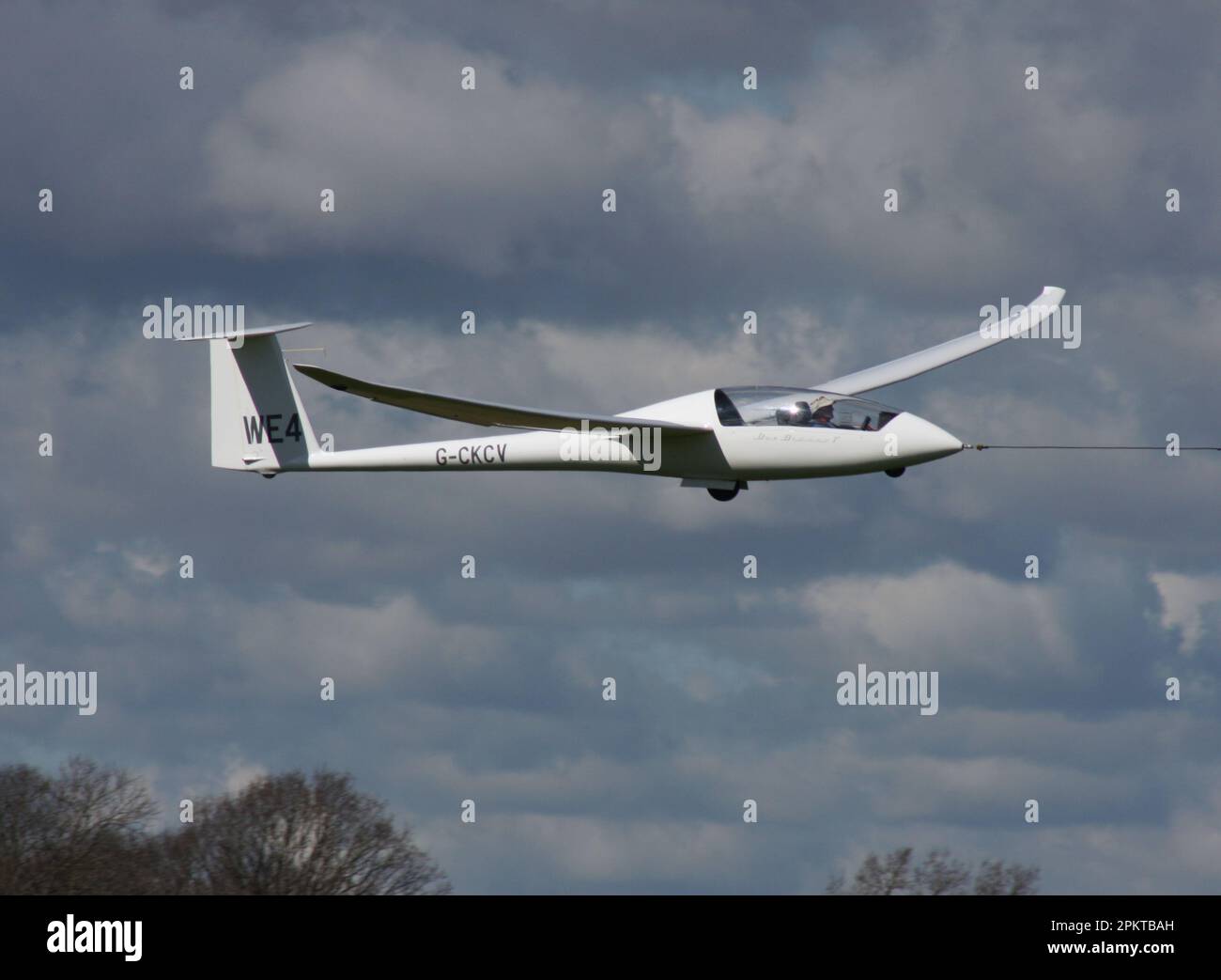A Schempp-Hirth Duo Discus T glider at a private airfield West Sussex ...