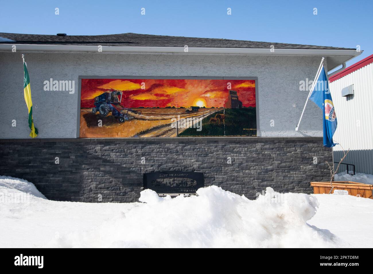 Agriculture in Saskatchewan mural on the legion hall in Moosomin ...