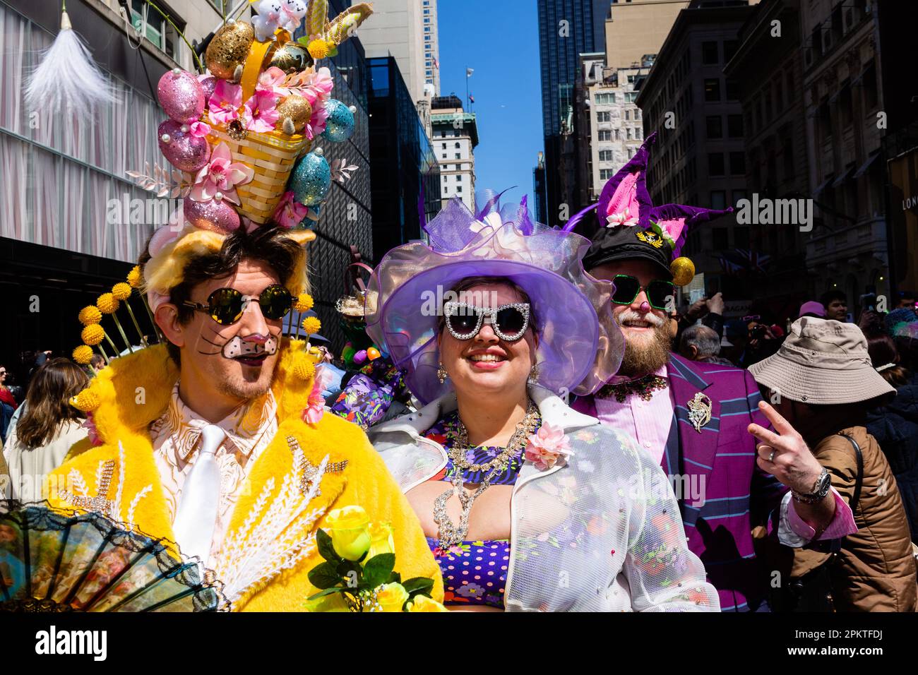 New York, NY, USA. 9th Apr, 2023. Manhattan's Fifth Avenue fills with ...