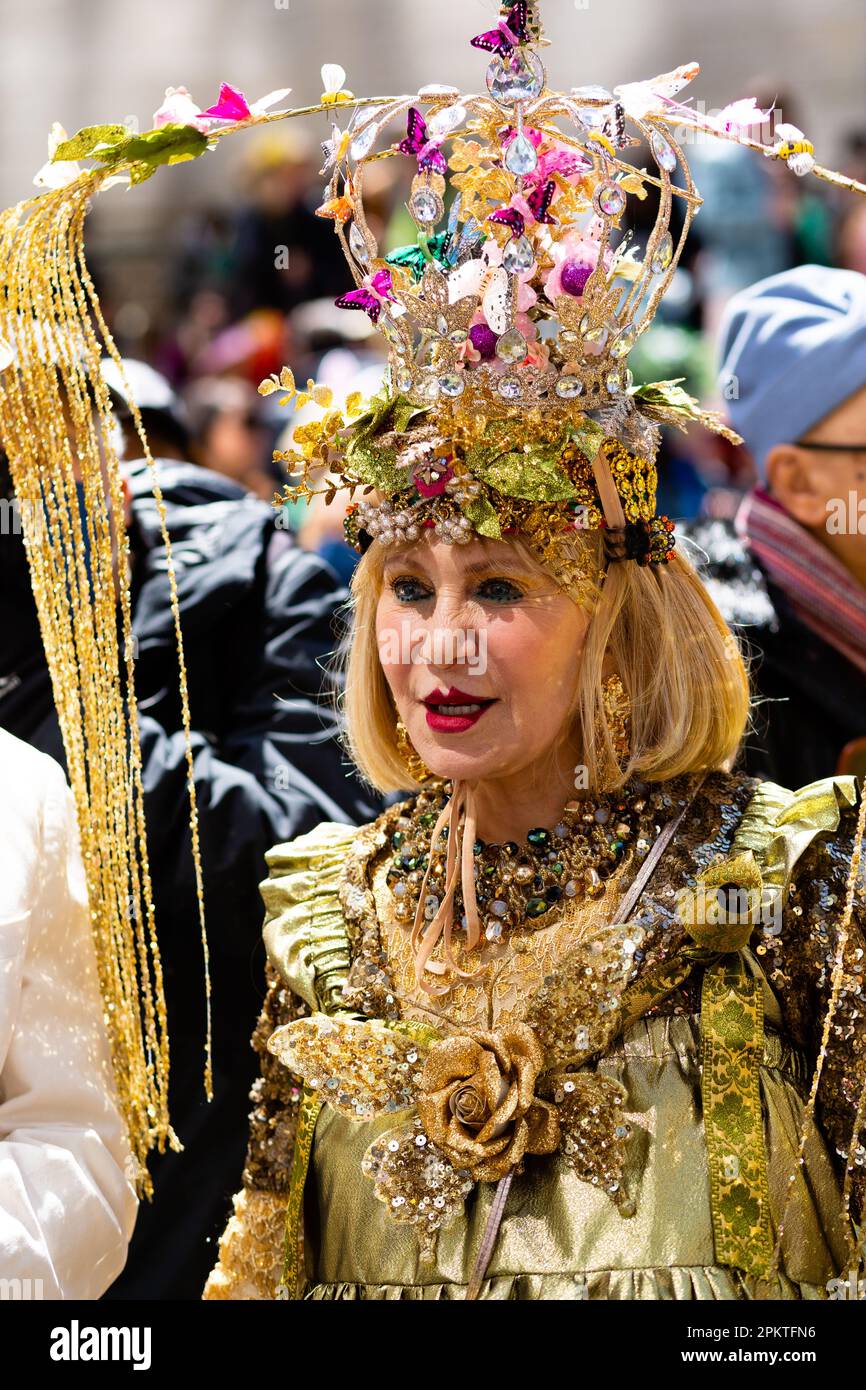 New York, NY, USA. 9th Apr, 2023. Manhattan's Fifth Avenue fills with ...