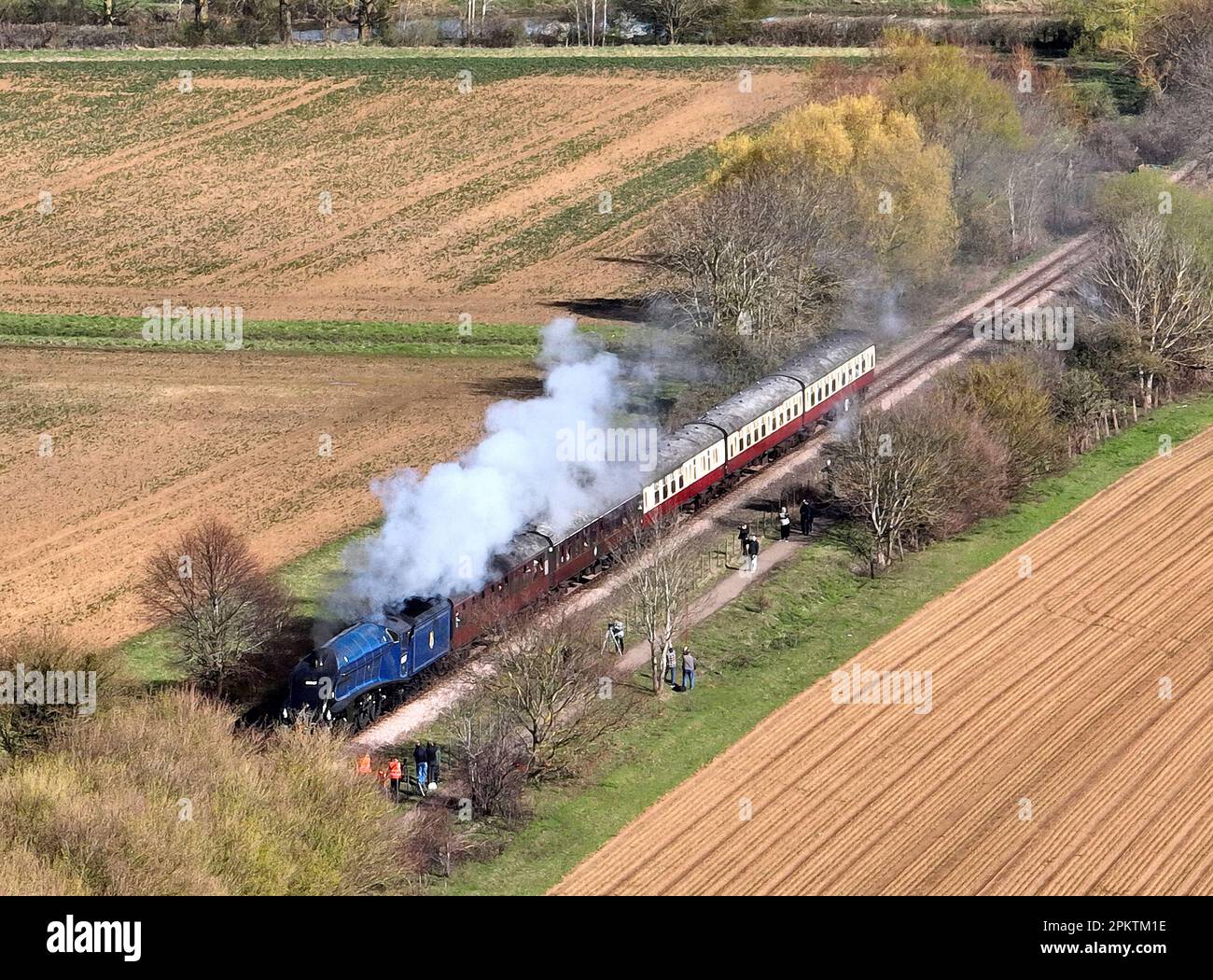 Peterborough, UK. 07th Apr, 2023. The steam locomotive Sir Nigel ...