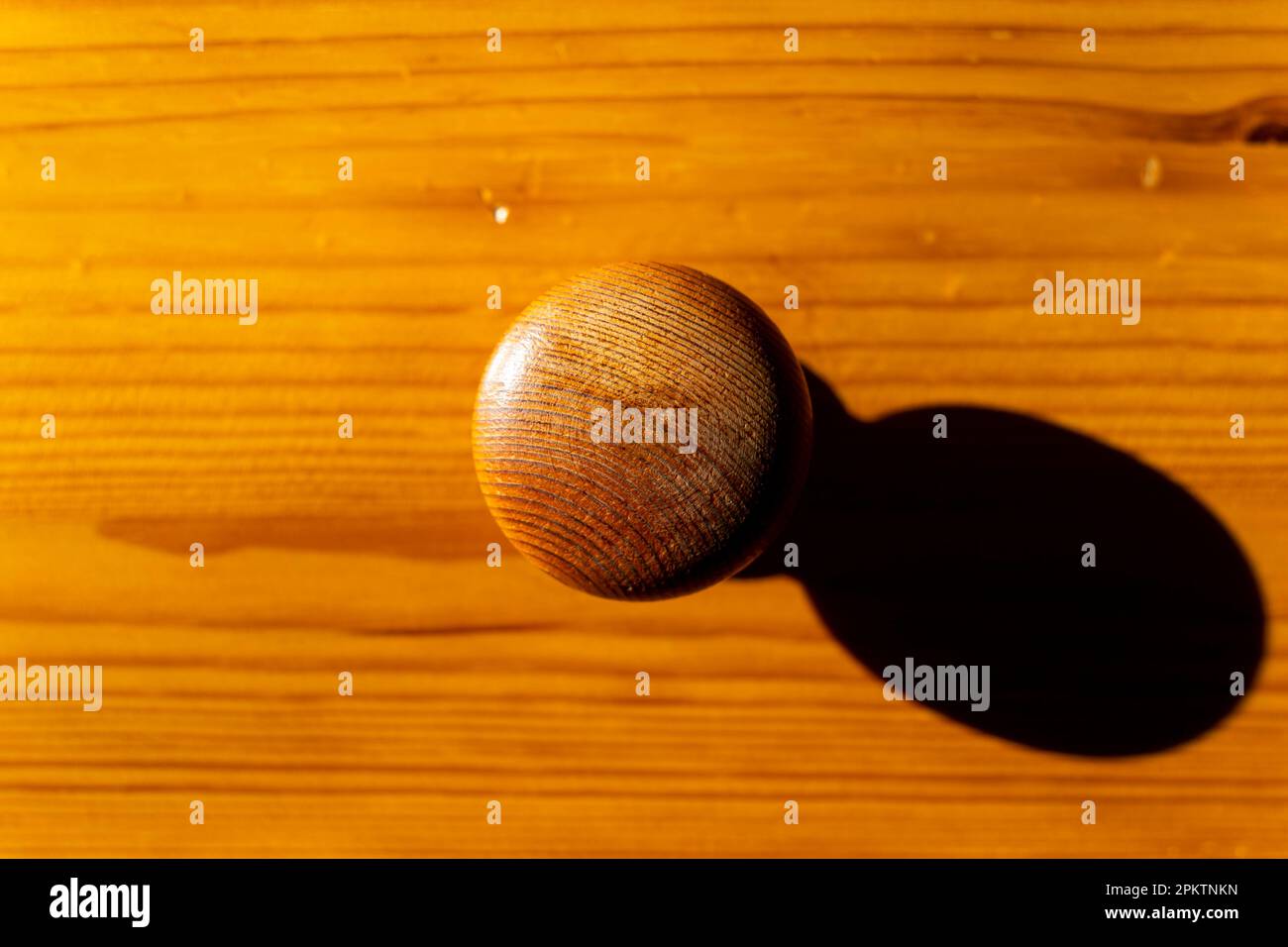 Round wood pattern drawer knob, handler Stock Photo - Alamy