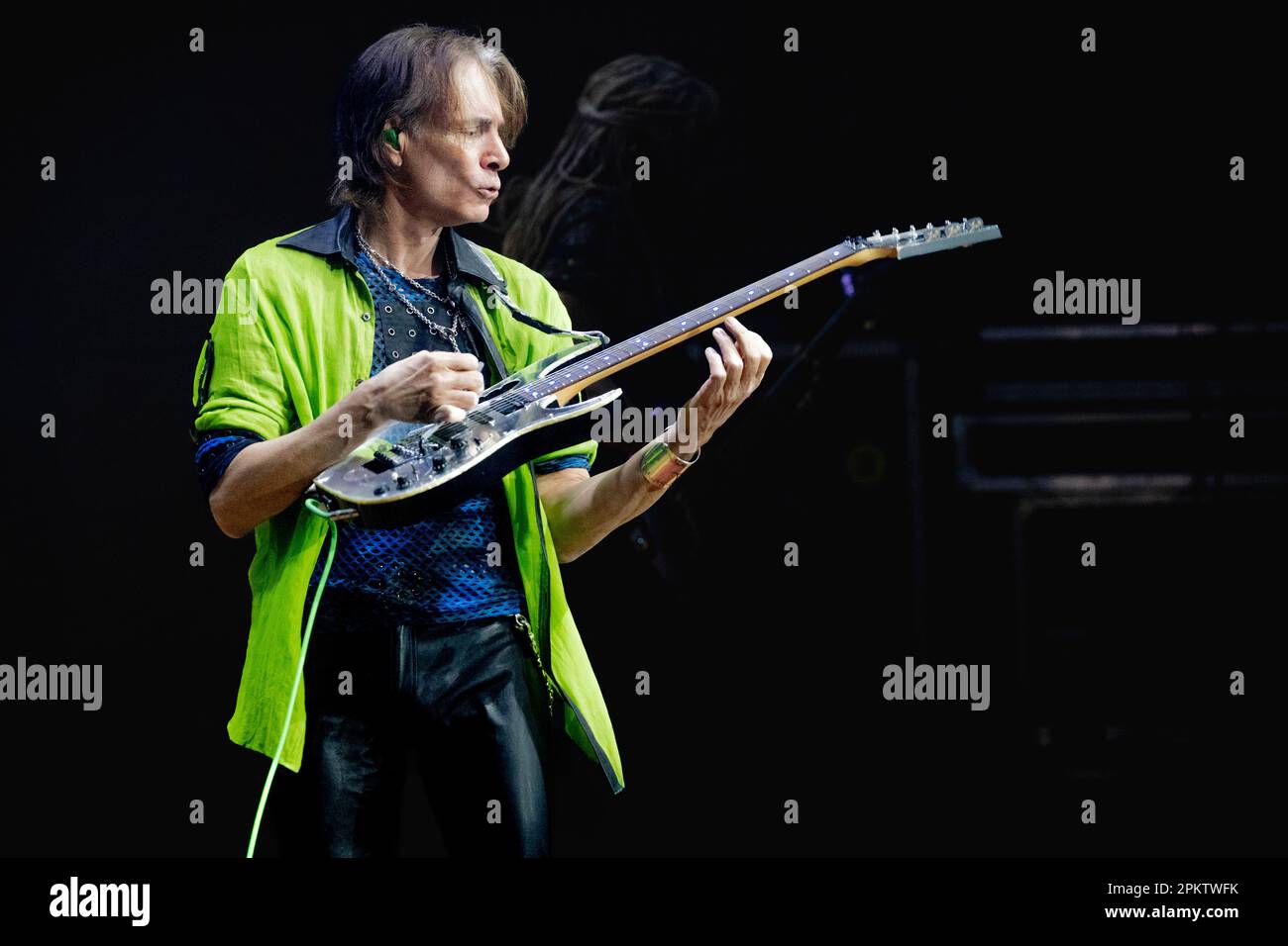 Steve vai bassist hi-res stock photography and images - Alamy