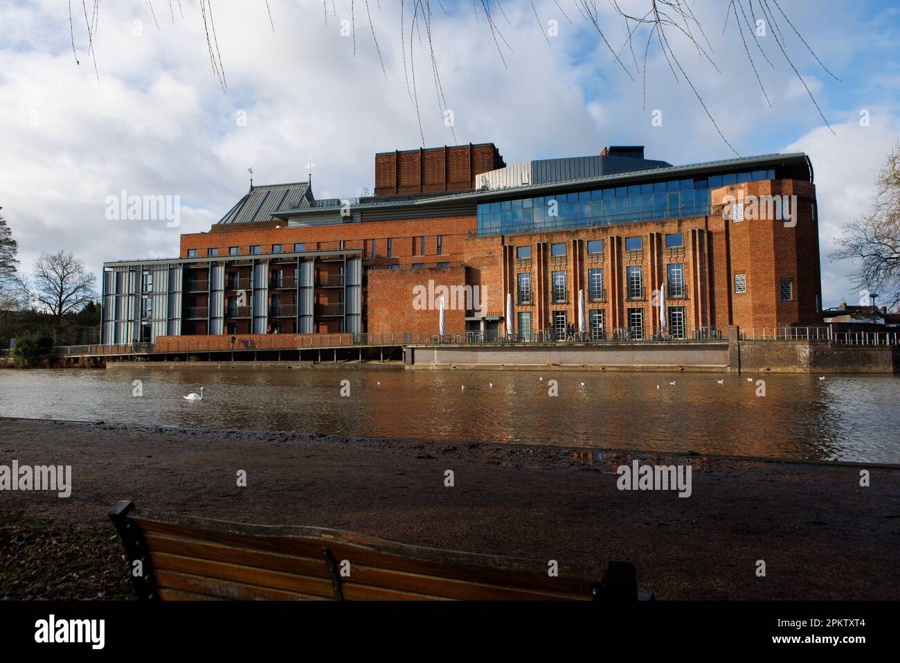 The Royal Shakespeare Theatre, home of the Royal Shakespeare Company ...