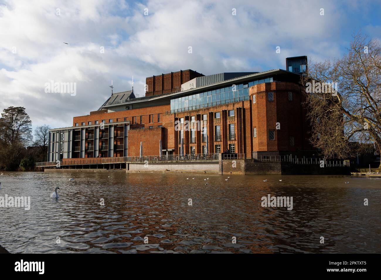 The Royal Shakespeare Theatre, home of the Royal Shakespeare Company ...