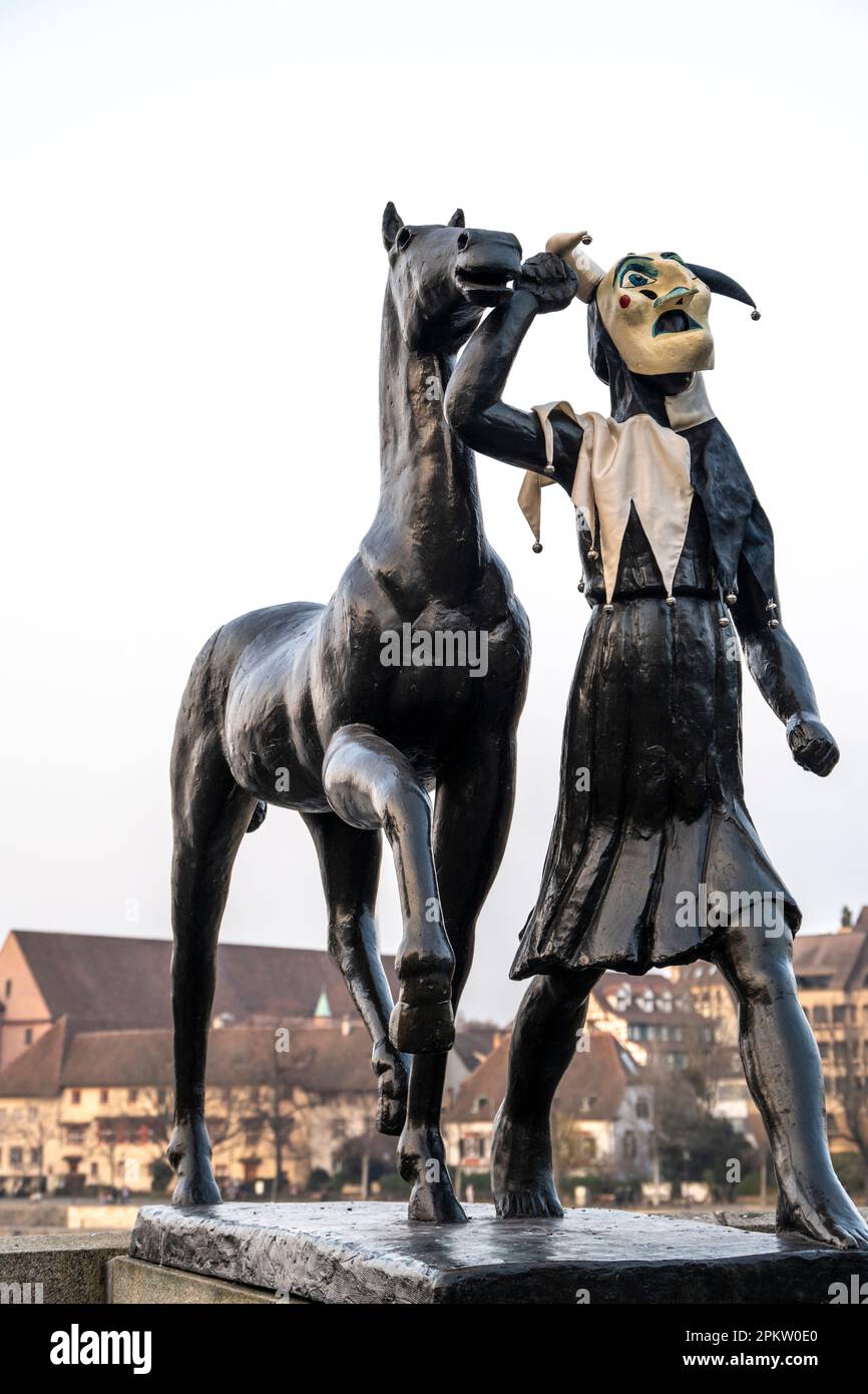 Amazon Leading a Horse sculpture by Carl Burckhardt on the Mittlere ...