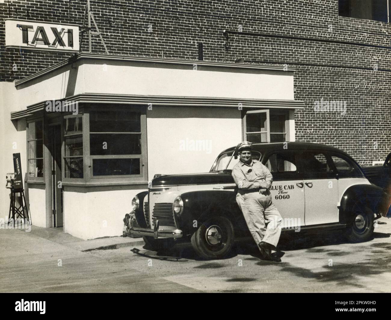 Car 1950s american white wall hi-res stock photography and images - Alamy