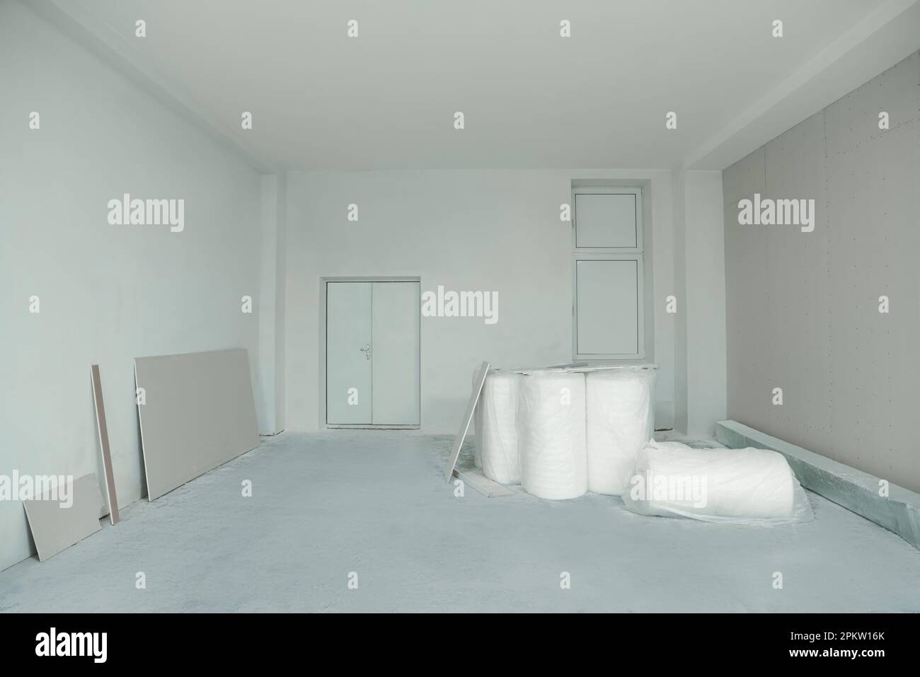 Room in apartment during repair. Home renovation Stock Photo - Alamy