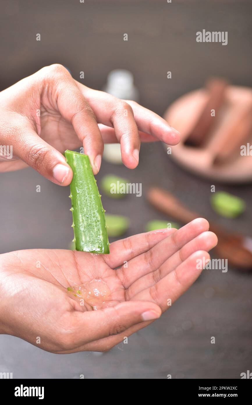 Hand extracting hi-res stock photography and images - Alamy