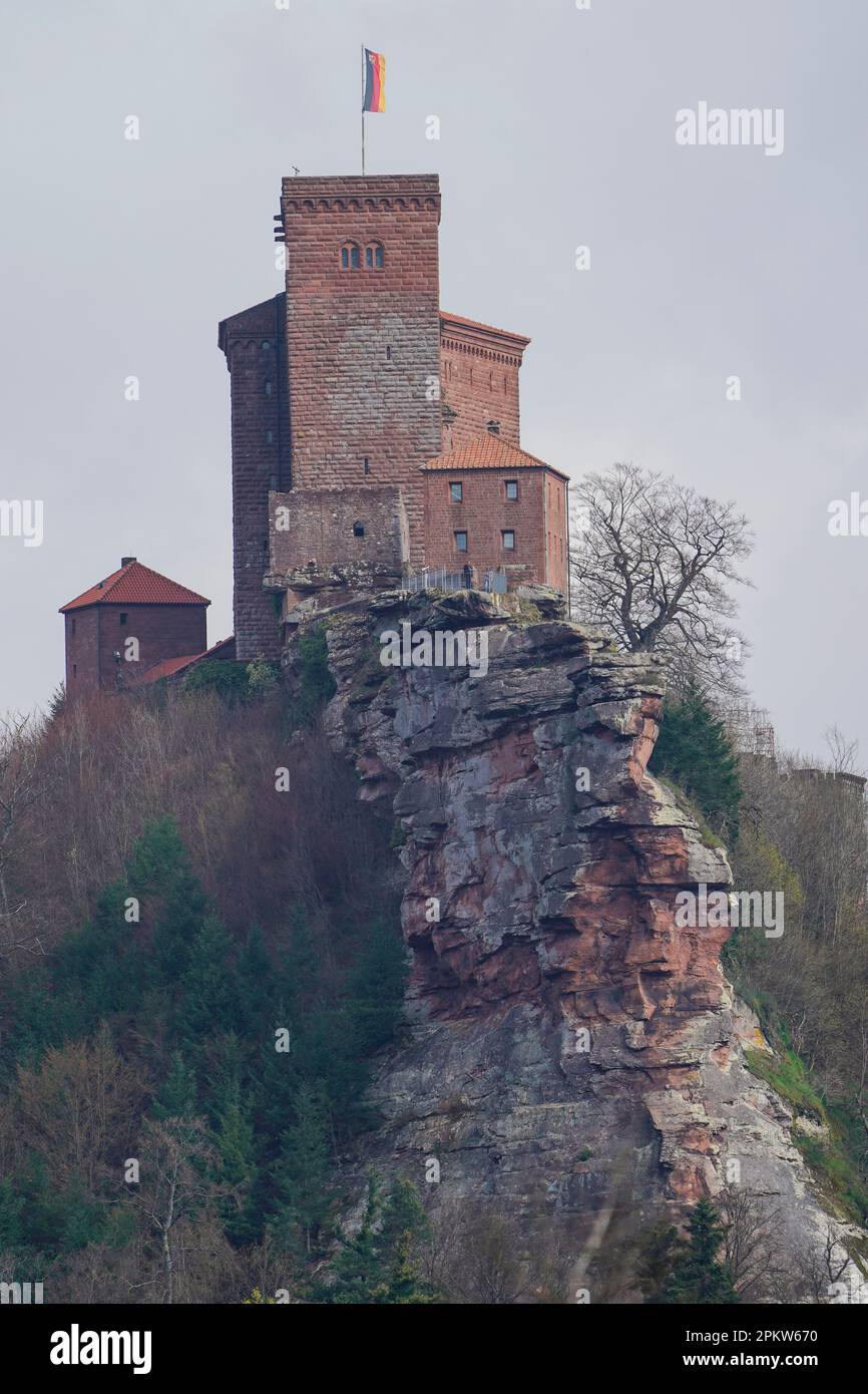 Annweiler Am Trifels, Germany. 07th Apr, 2023. Trifels Castle in the ...
