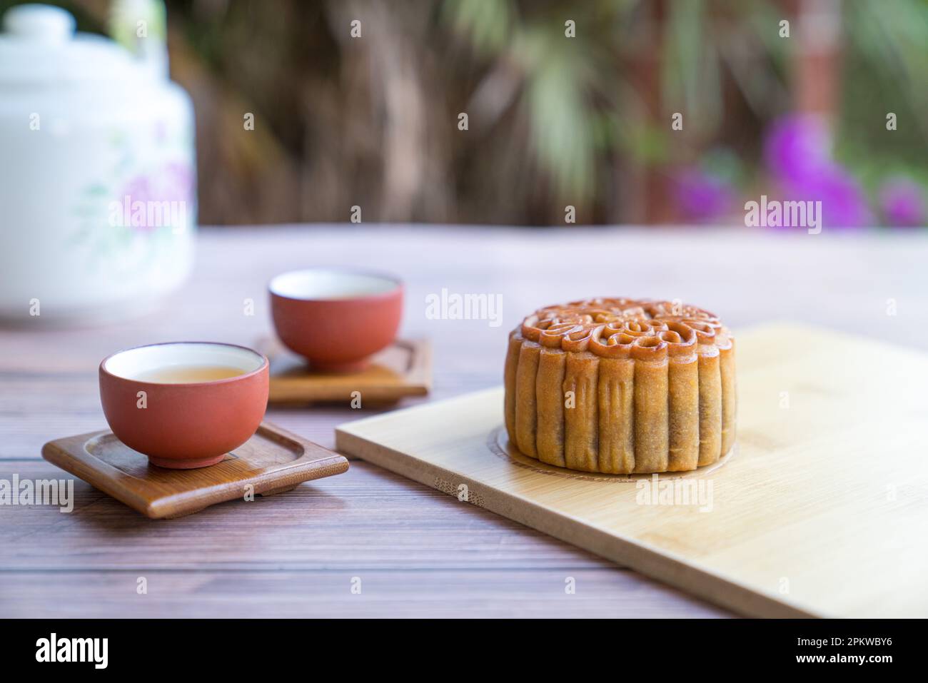 Mid autumn festival moon china hi-res stock photography and images - Alamy