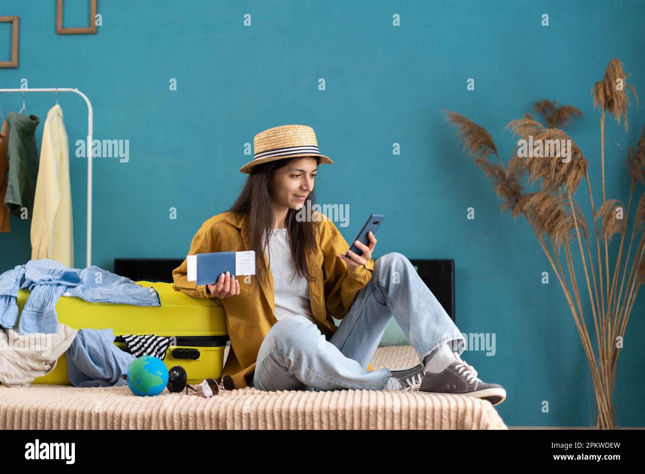 Booking tour hi-res stock photography and images - Alamy