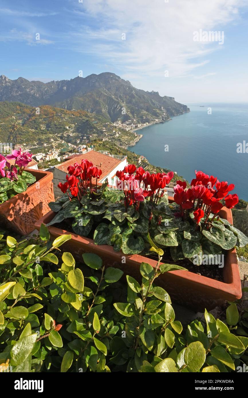 Ravello - Villa Rufolo view, Amalfi Coast, Italy Stock Photo - Alamy