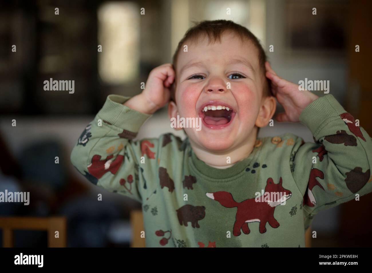 Closeup smiling toddler face hi-res stock photography and images - Alamy