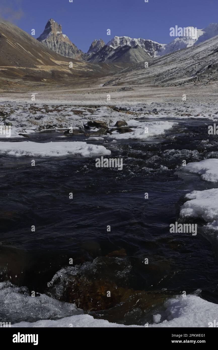 Nature landscape stream valley hi-res stock photography and images - Alamy
