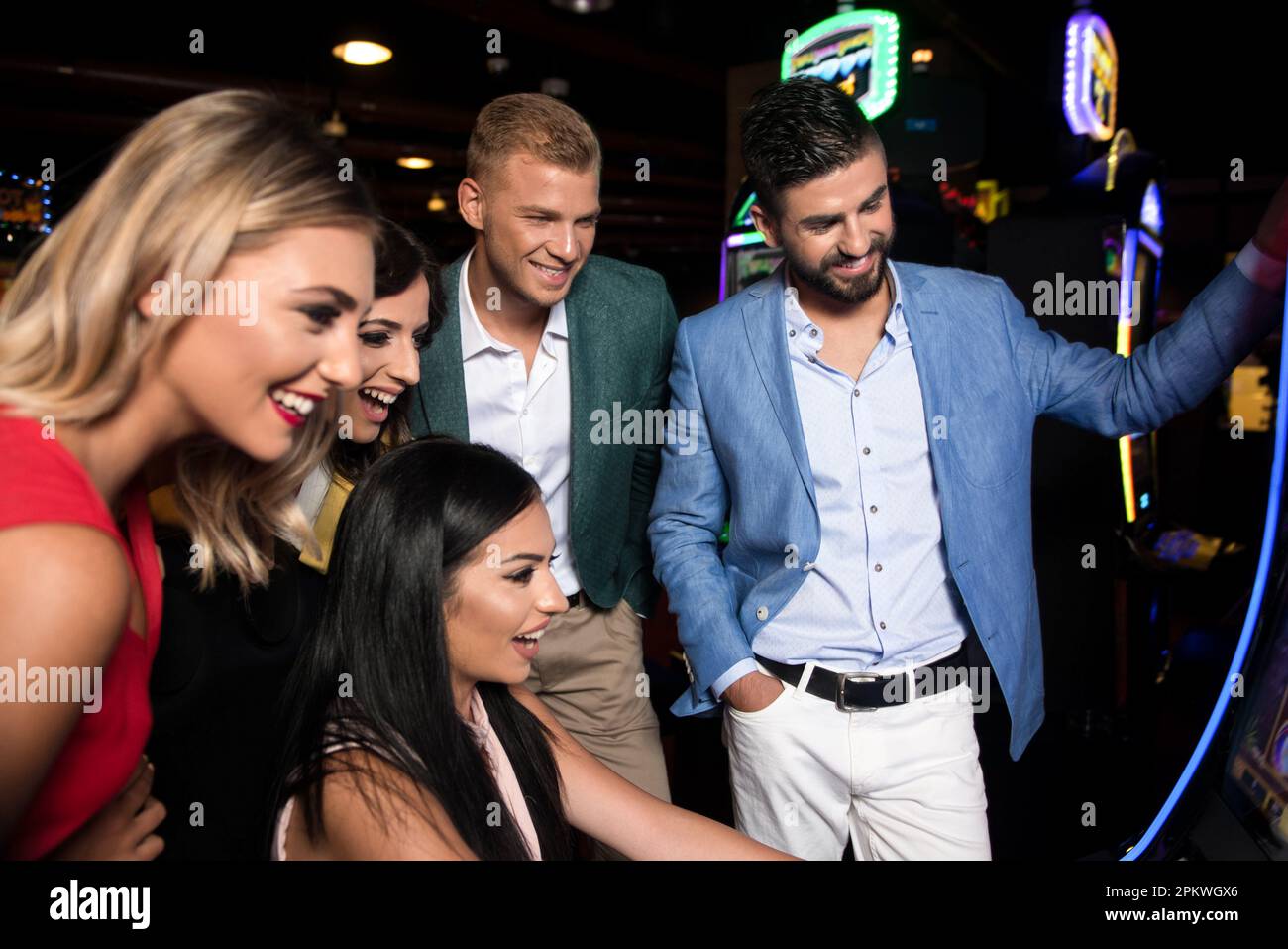 Arcade games arabic hi-res stock photography and images - Alamy