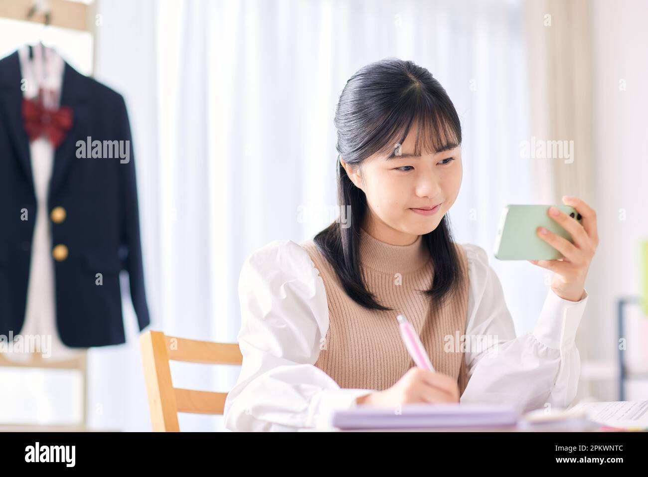 Japanese high school student studying Stock Photo - Alamy