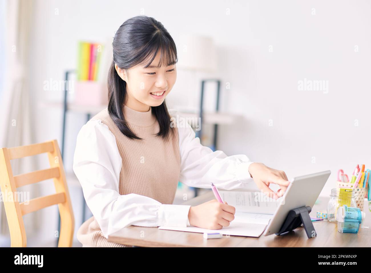 Japanese high school student studying Stock Photo - Alamy
