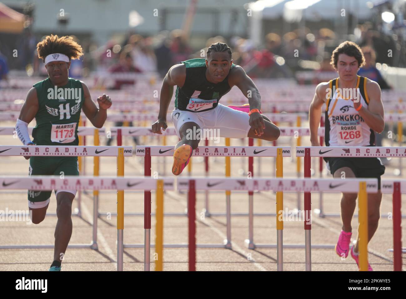 Davis lyric hi-res stock photography and images - Alamy