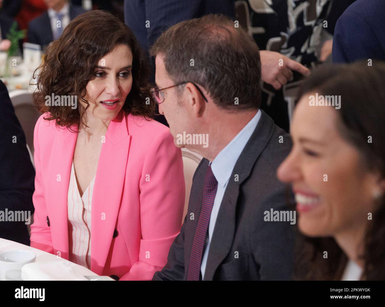 The president of the Community of Madrid, Isabel Díaz Ayuso, and the ...