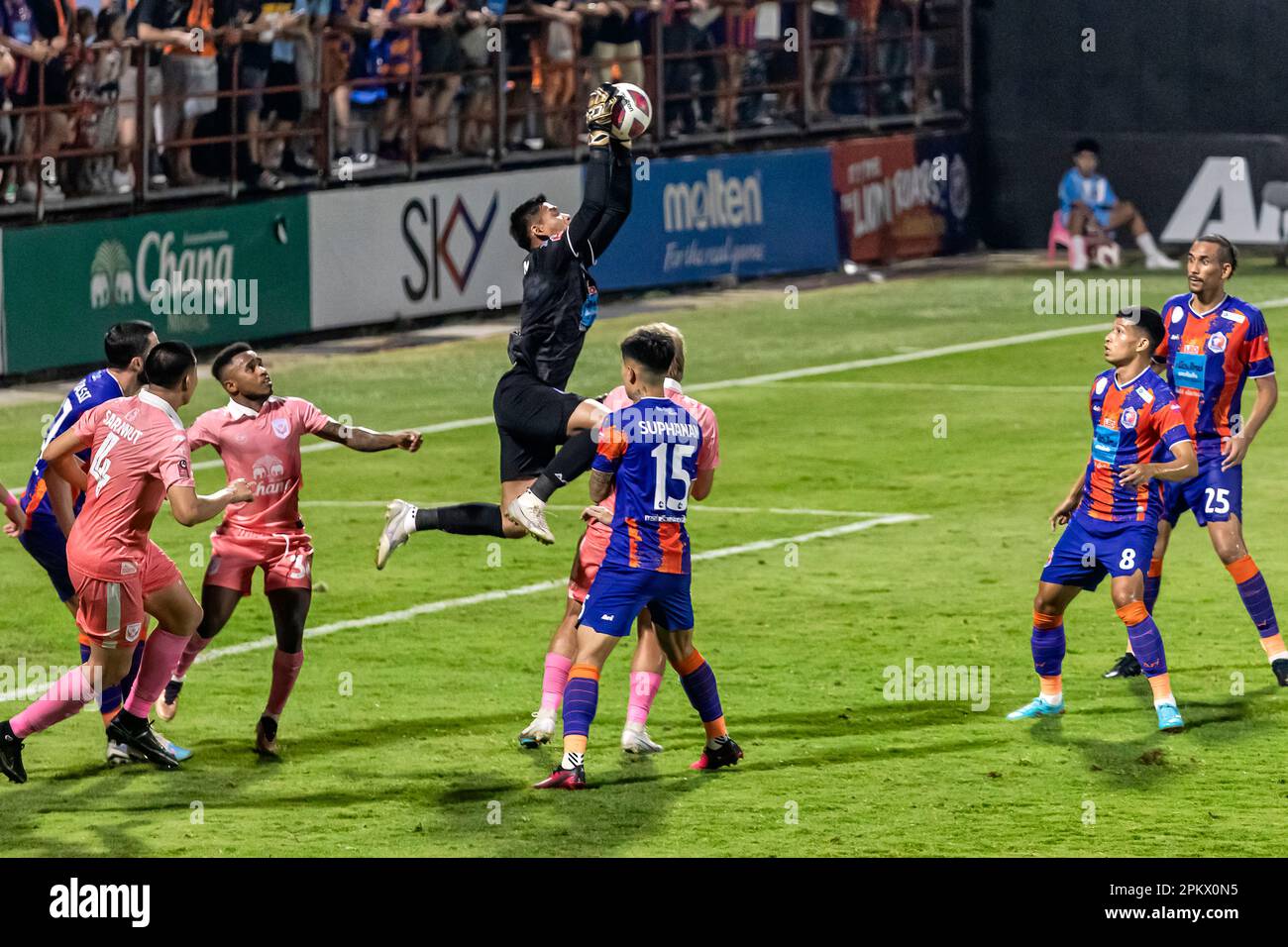 Football stadium box night hi-res stock photography and images - Alamy