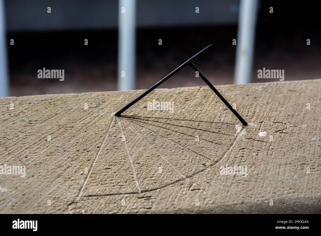 A Simple sundial on stone Stock Photo - Alamy