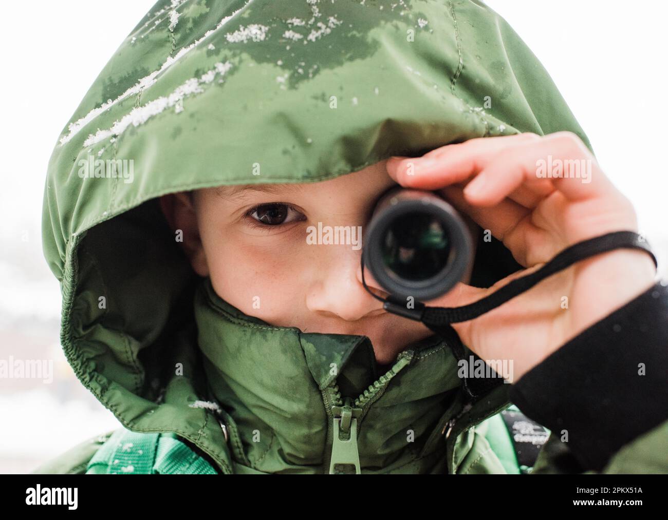 Watching stars through telescope hi-res stock photography and images ...