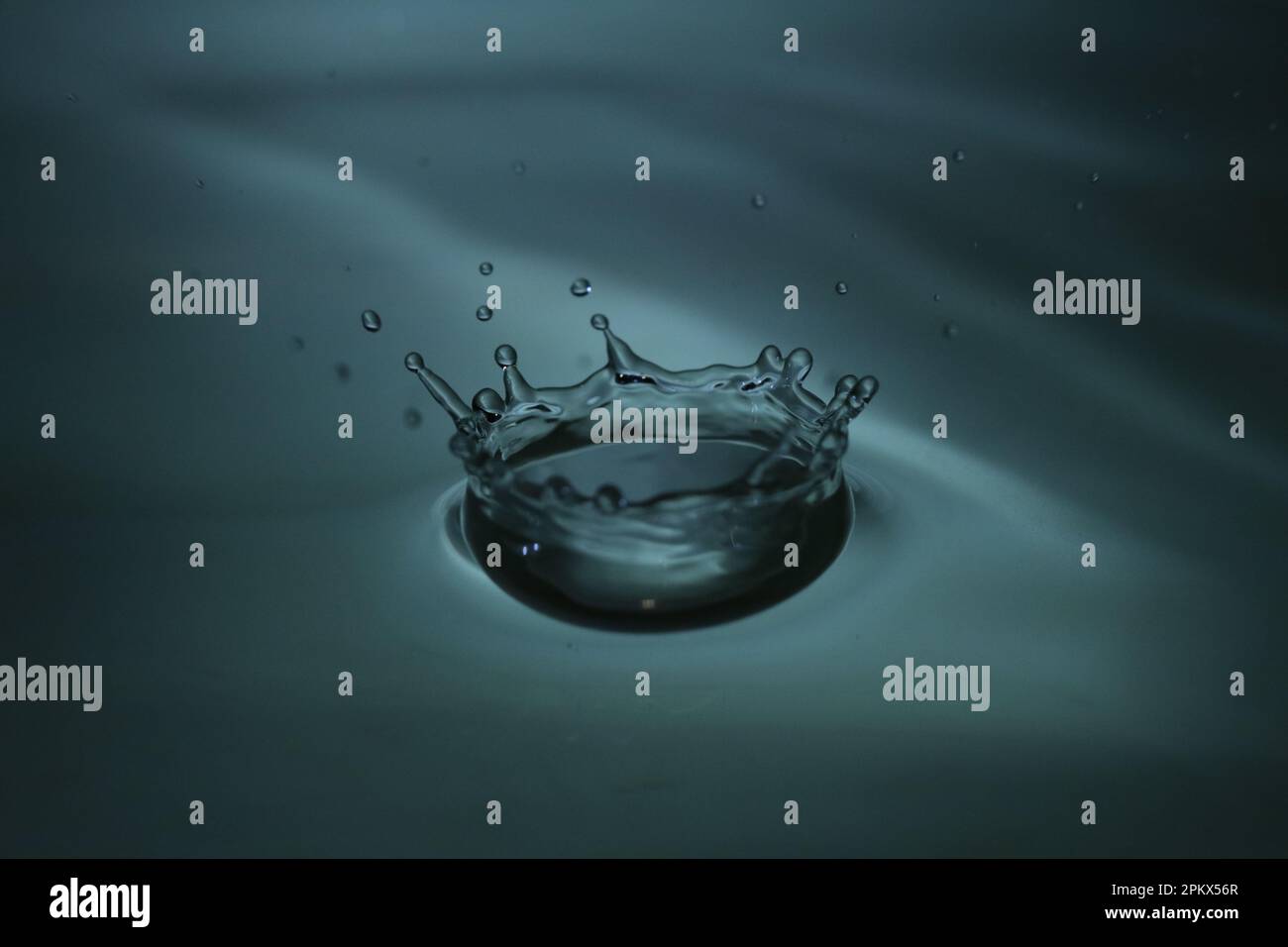 Macro Water droplet splashing Stock Photo - Alamy