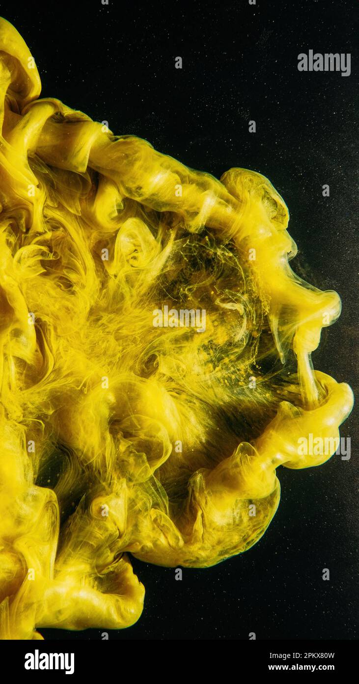 Ink haze paint water splash hi-res stock photography and images - Alamy