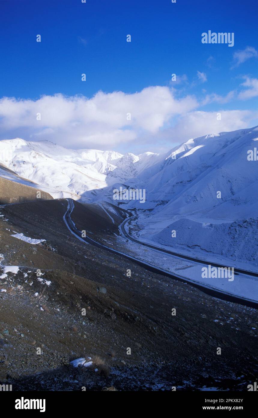 Snow capped Alborz mountains, Iran Stock Photo - Alamy
