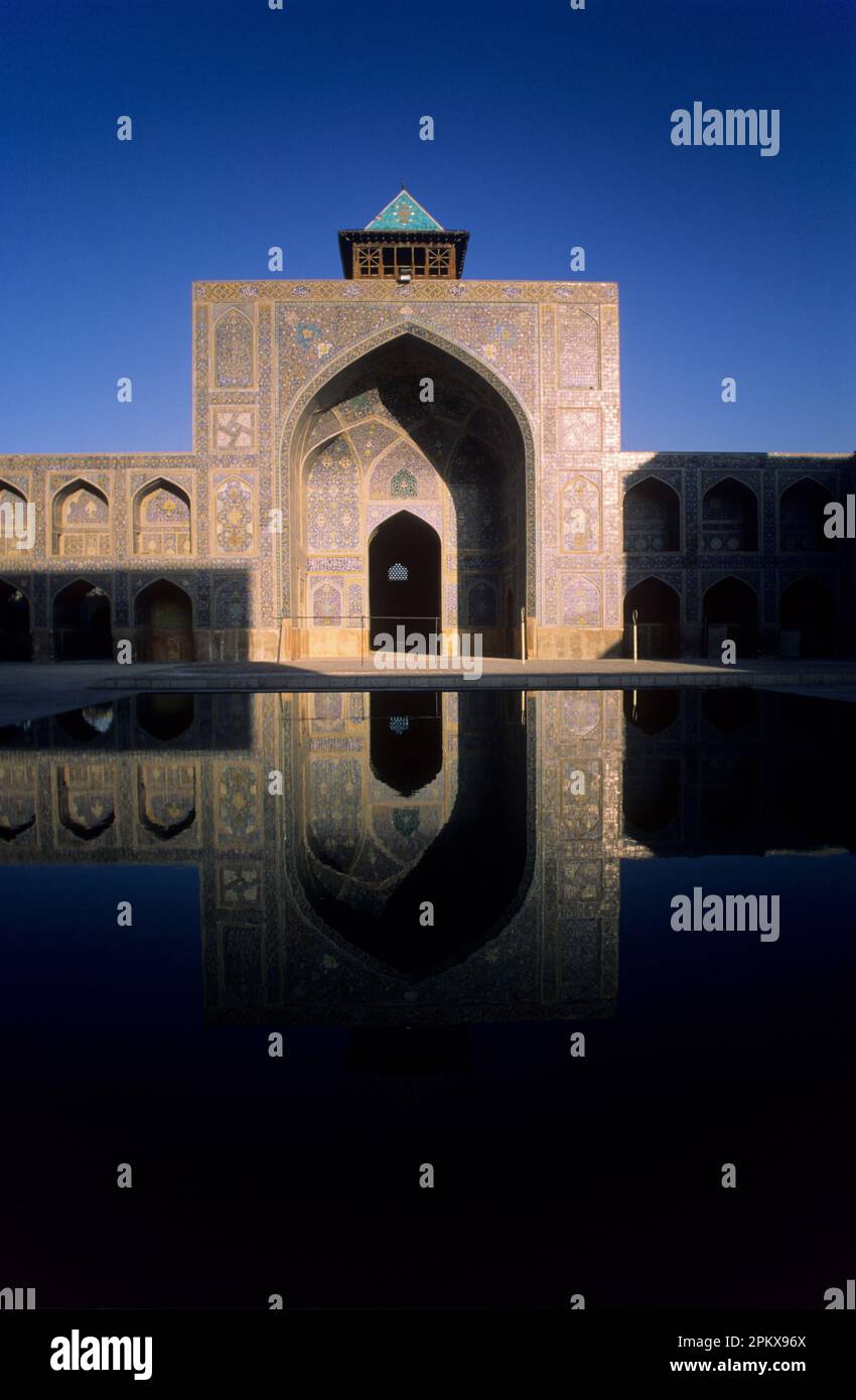 Masjad-E Emam, Historic Mosque, Circa 1060 AD, Esfahan, Iran Stock ...