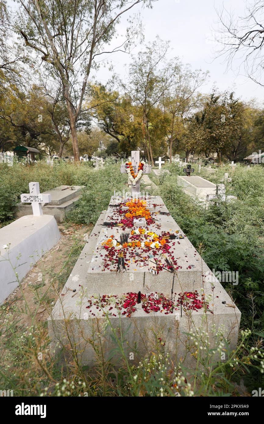 Indian Christian Cemetary, Paharganj, New Delhi, India Stock Photo - Alamy