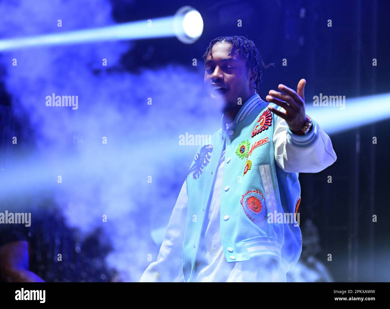 Lil tjay hi-res stock photography and images - Alamy