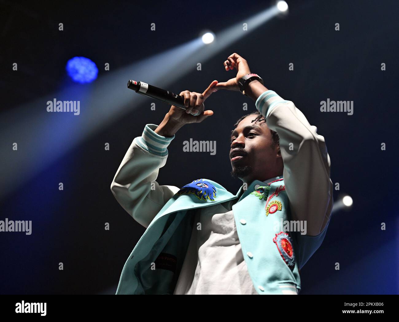 Lil tjay hi-res stock photography and images - Alamy