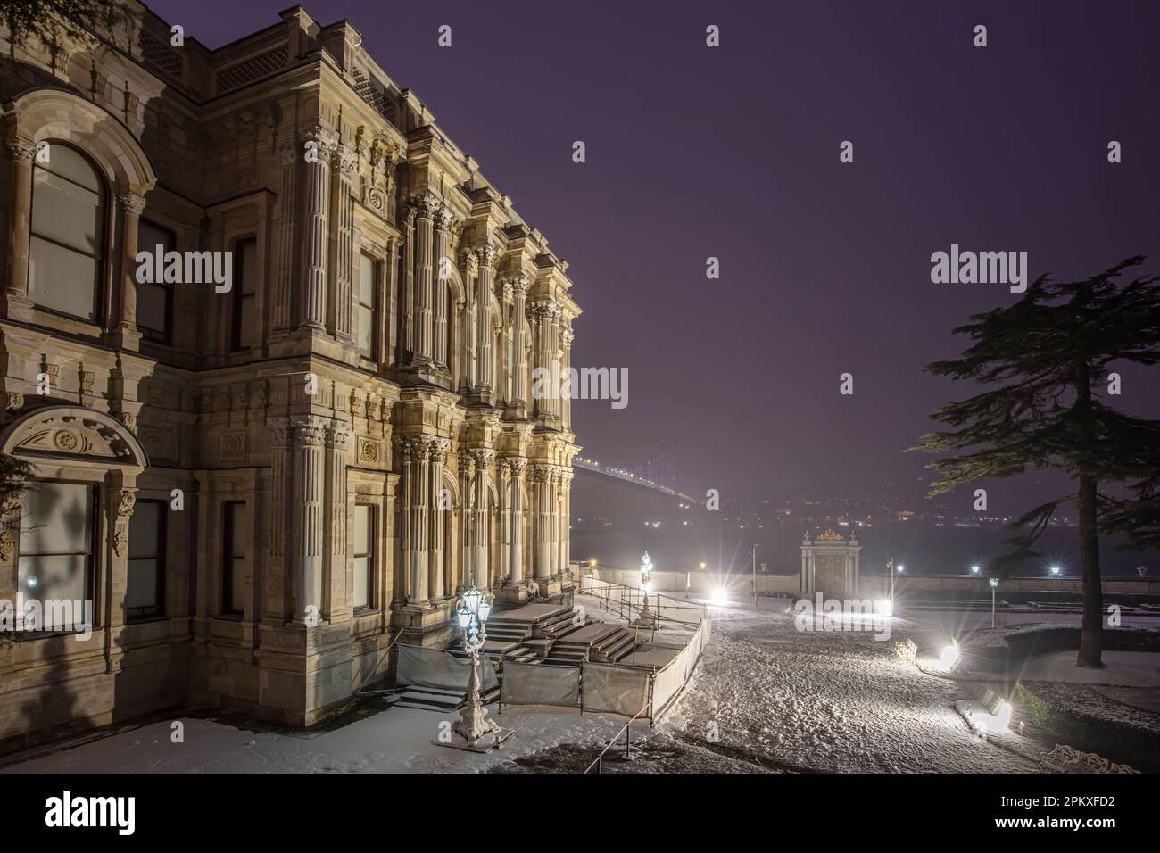 The Beylerbeyi Palace (Turkish: Beylerbeyi Sarayı), Beylerbeyi meaning ...