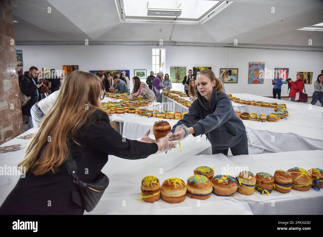 Lviv, Ukraine. 08th Apr, 2023. People lay out traditional Ukrainian ...