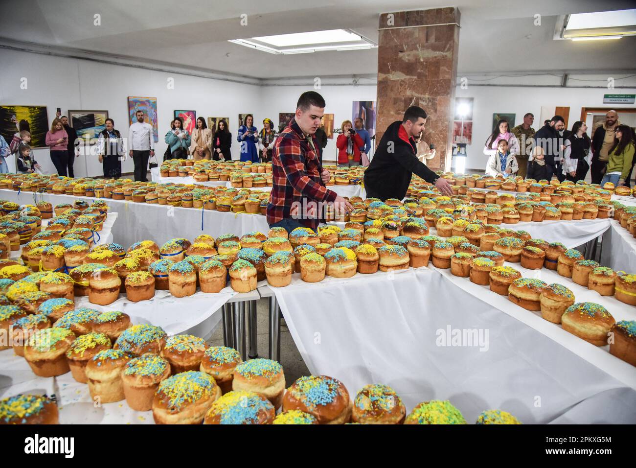 Lviv, Ukraine. 08th Apr, 2023. People lay out traditional Ukrainian ...