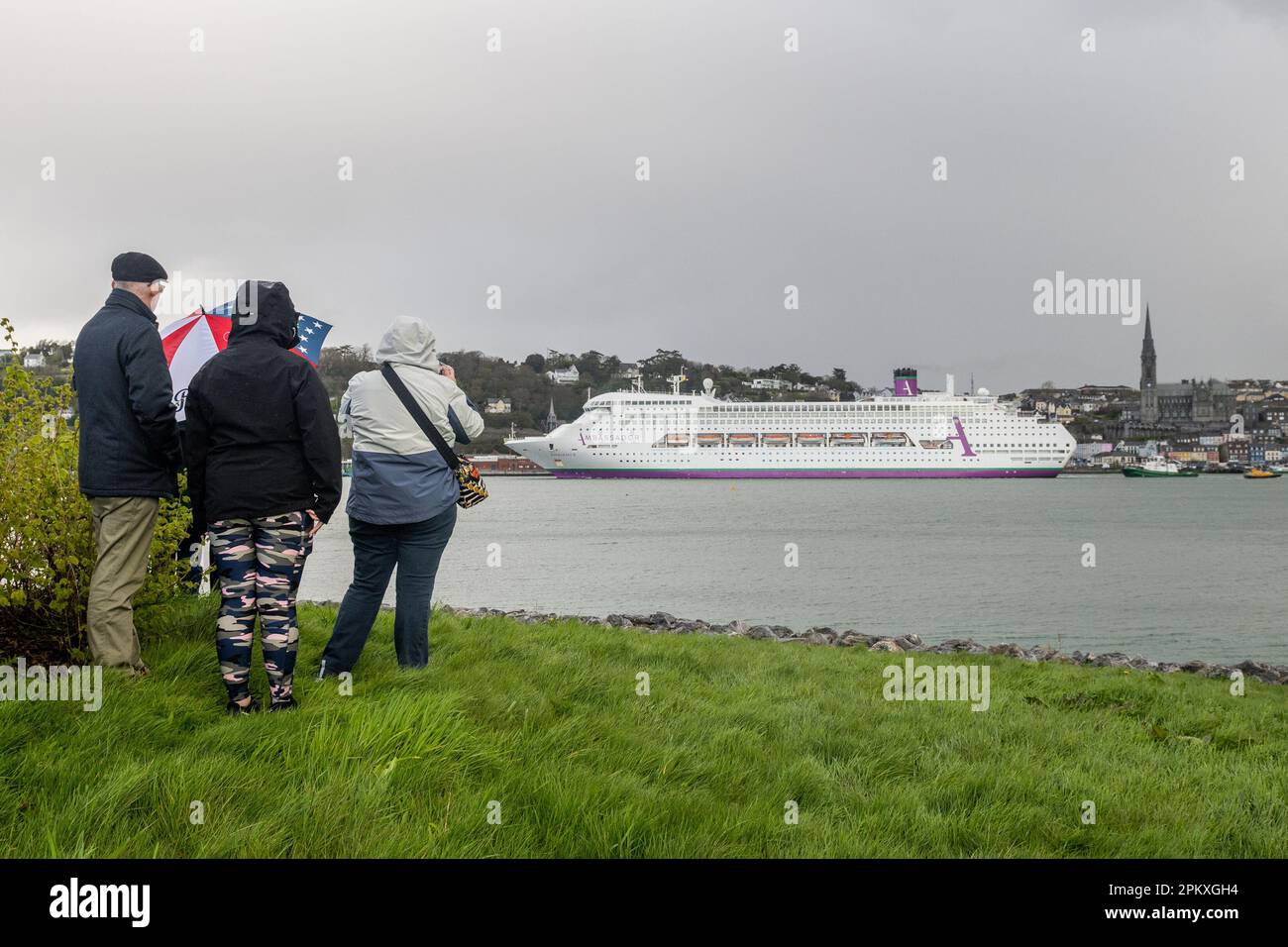 Cruise ship season 2023 hi-res stock photography and images - Alamy