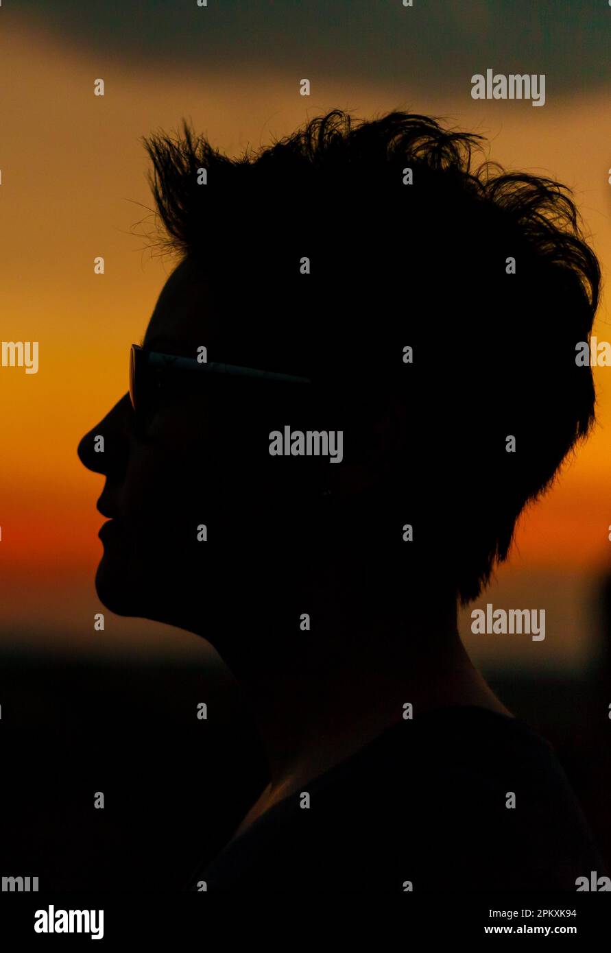 Female light outline shadow silhouette silhouette hi-res stock ...