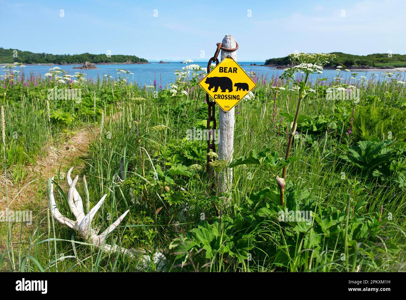 Attention Bears, Warning Sign, Katmai, Alaska, USA Stock Photo - Alamy