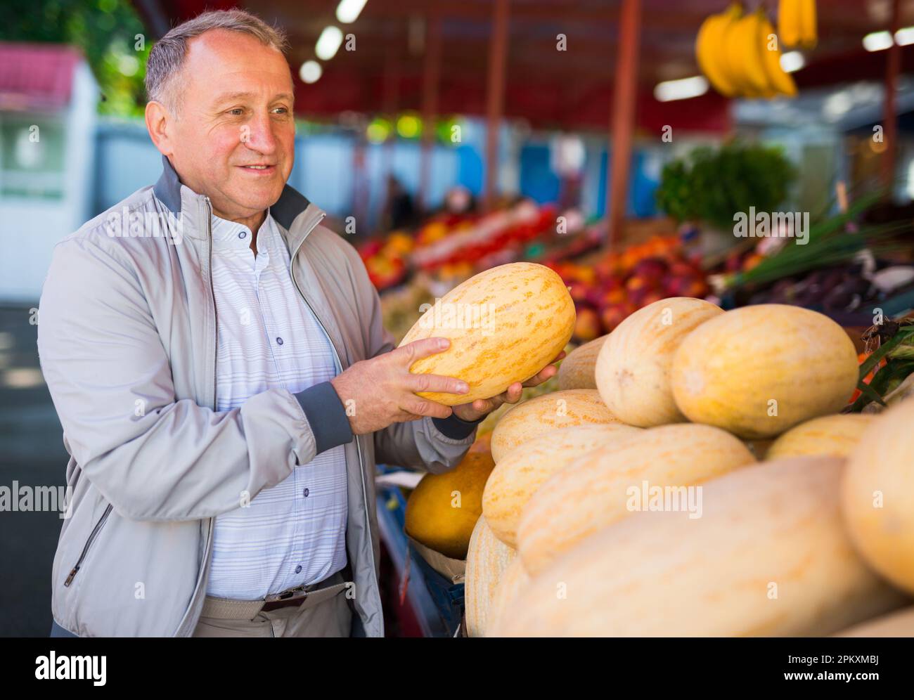 Russian melon hi-res stock photography and images - Alamy