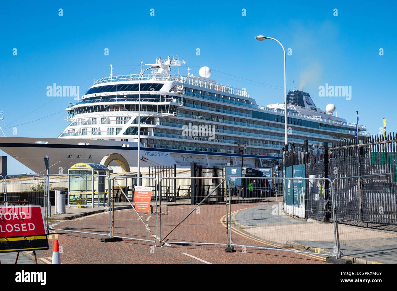 Viking venus cruise ship hi-res stock photography and images - Alamy