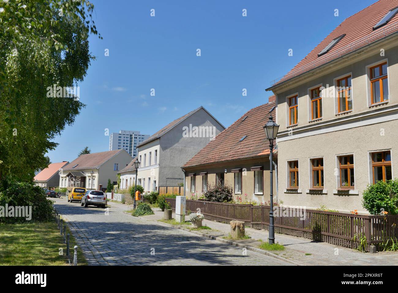 Dorfanger, Alt-Marzhan, Marzahn, Berlin, Germany Stock Photo - Alamy