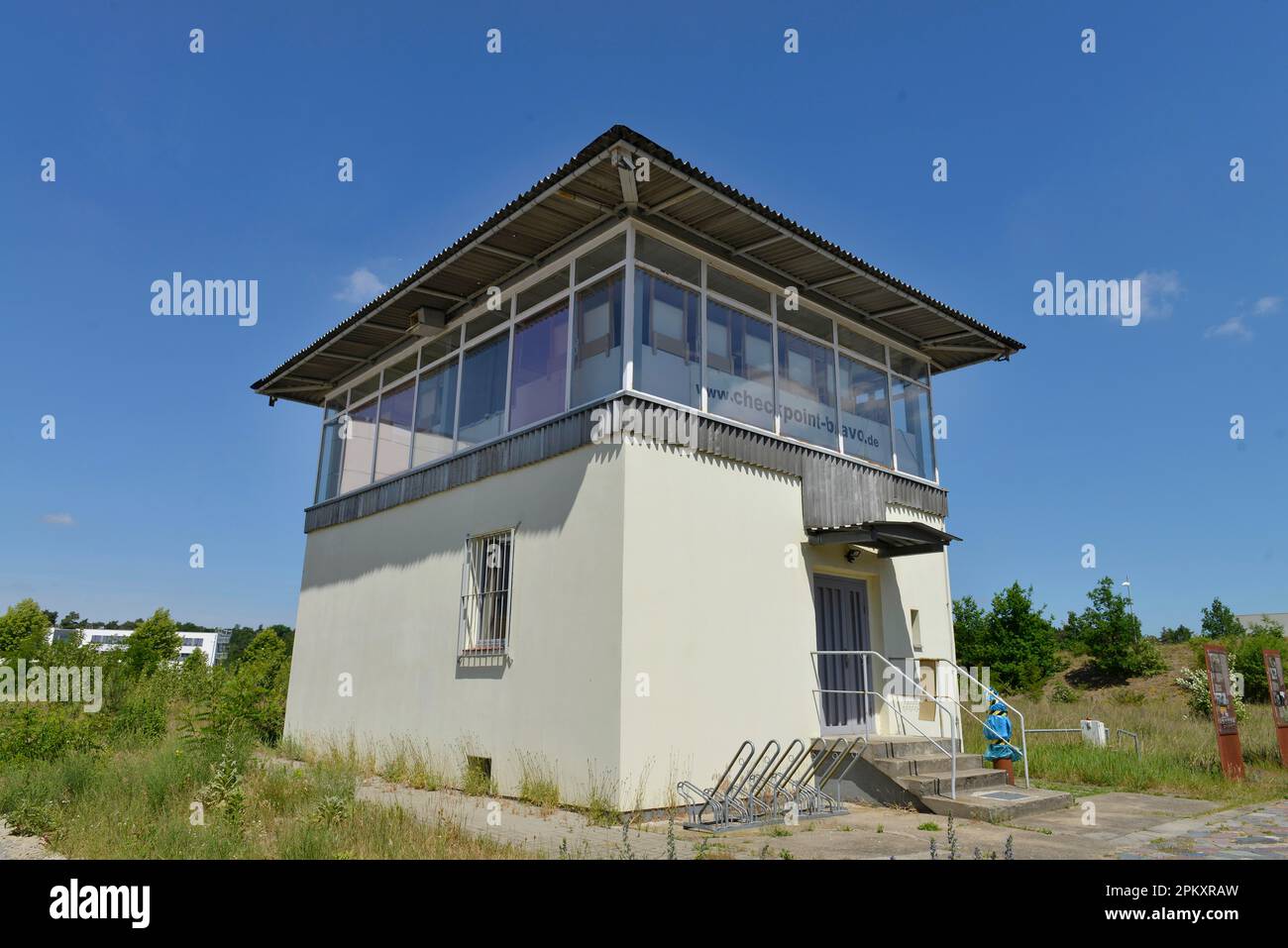 Watchtower, memorial, Checkpoint Bravo, Drewitz-Dreilinden ...