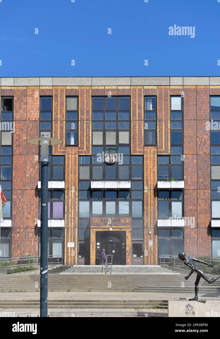 City Hall, Helene-Weigel-Platz, Marzahn, Berlin, Germany Stock Photo ...