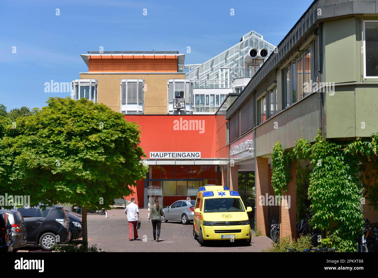 Helios Klinikum Emil von Behring, Walterhoeferstrasse, Zehlendorf ...
