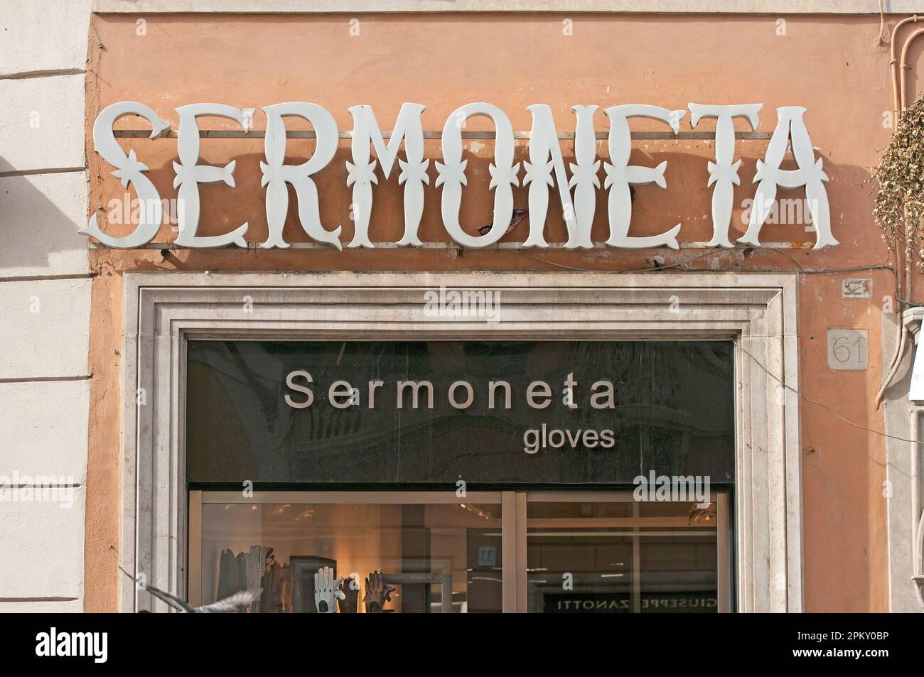 Sermoneta shopping center hi-res stock photography and images - Alamy