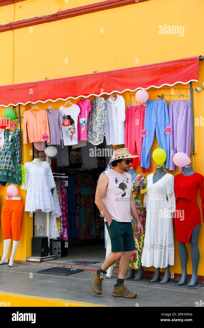 Storefront , Oaxaca city center, Mexico Stock Photo - Alamy