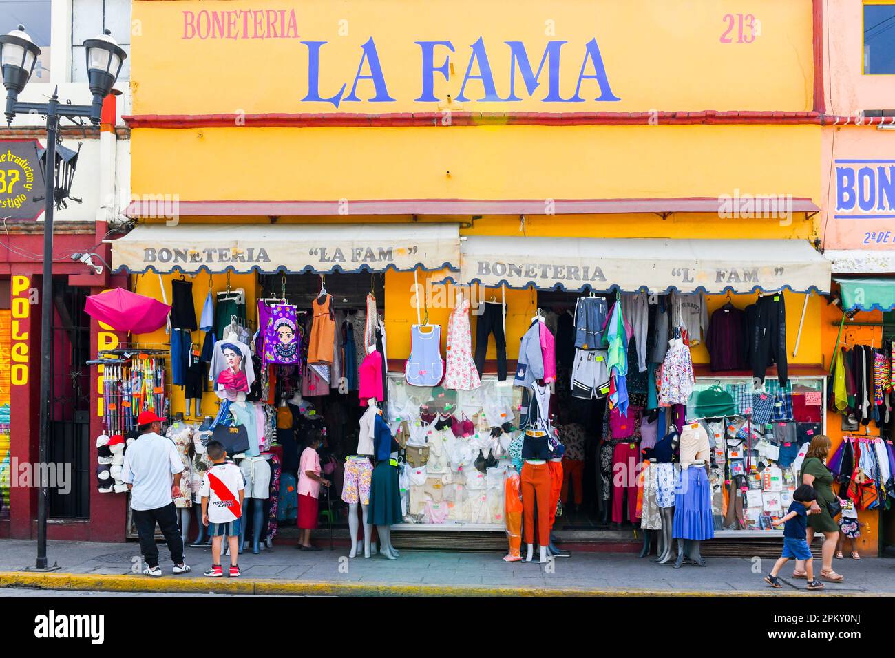 Storefront, Oaxaca city center , Mexico Stock Photo - Alamy
